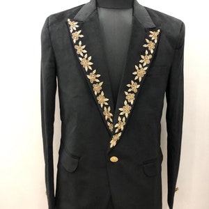 Hand Embroidered Fancy Tuxedo Suit for Men | Wedding Wear Tuxedo Suit ...