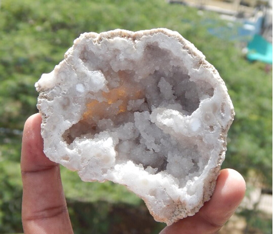 Moroccan Crystal Quartz Geode With Druzy (202.1 Gram) - Etsy