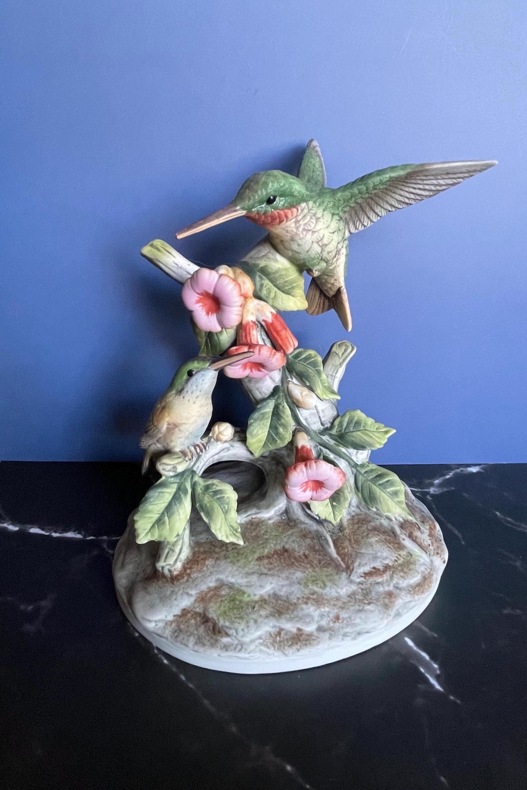 MINT Ruby-throated Hummingbird Porcelain Figurine - Andrea by Sadek - Etsy
