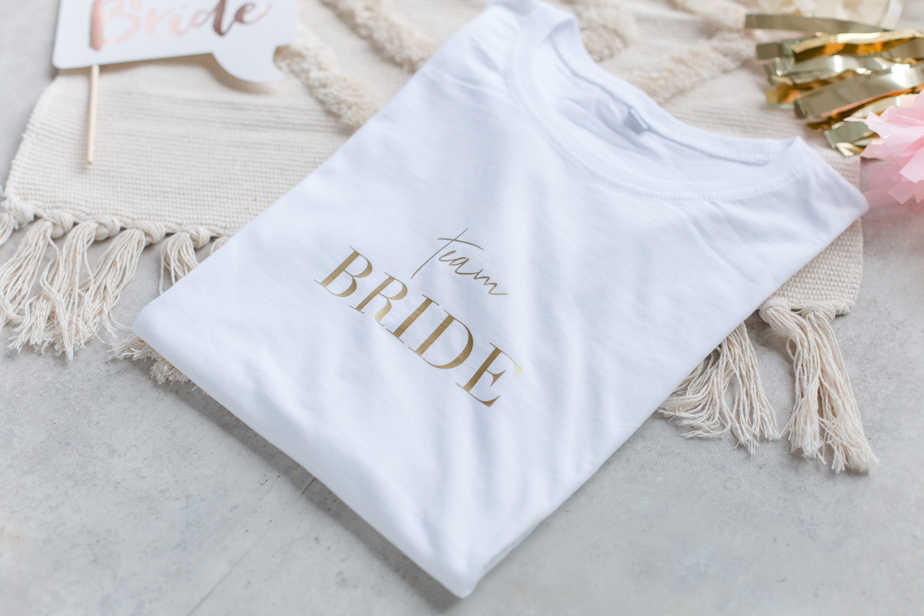 T-shirt "team Bride" White Loose Fit - Lettering in Different Colors ...