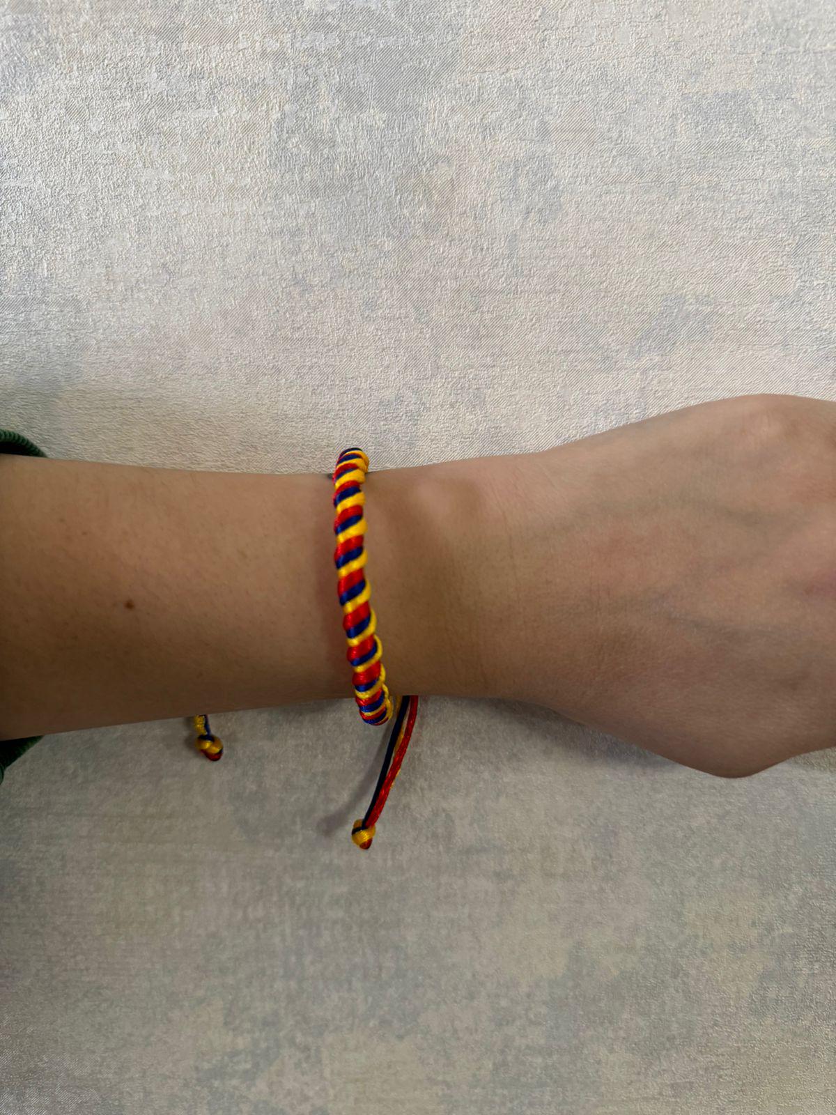 Colombian Bracelet, Manillas Colombianas Colombian Flag Color Bracelet ...