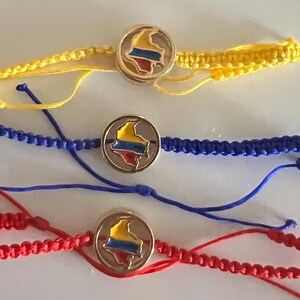 Handcrafted Colombian Flag Braceletes - Etsy