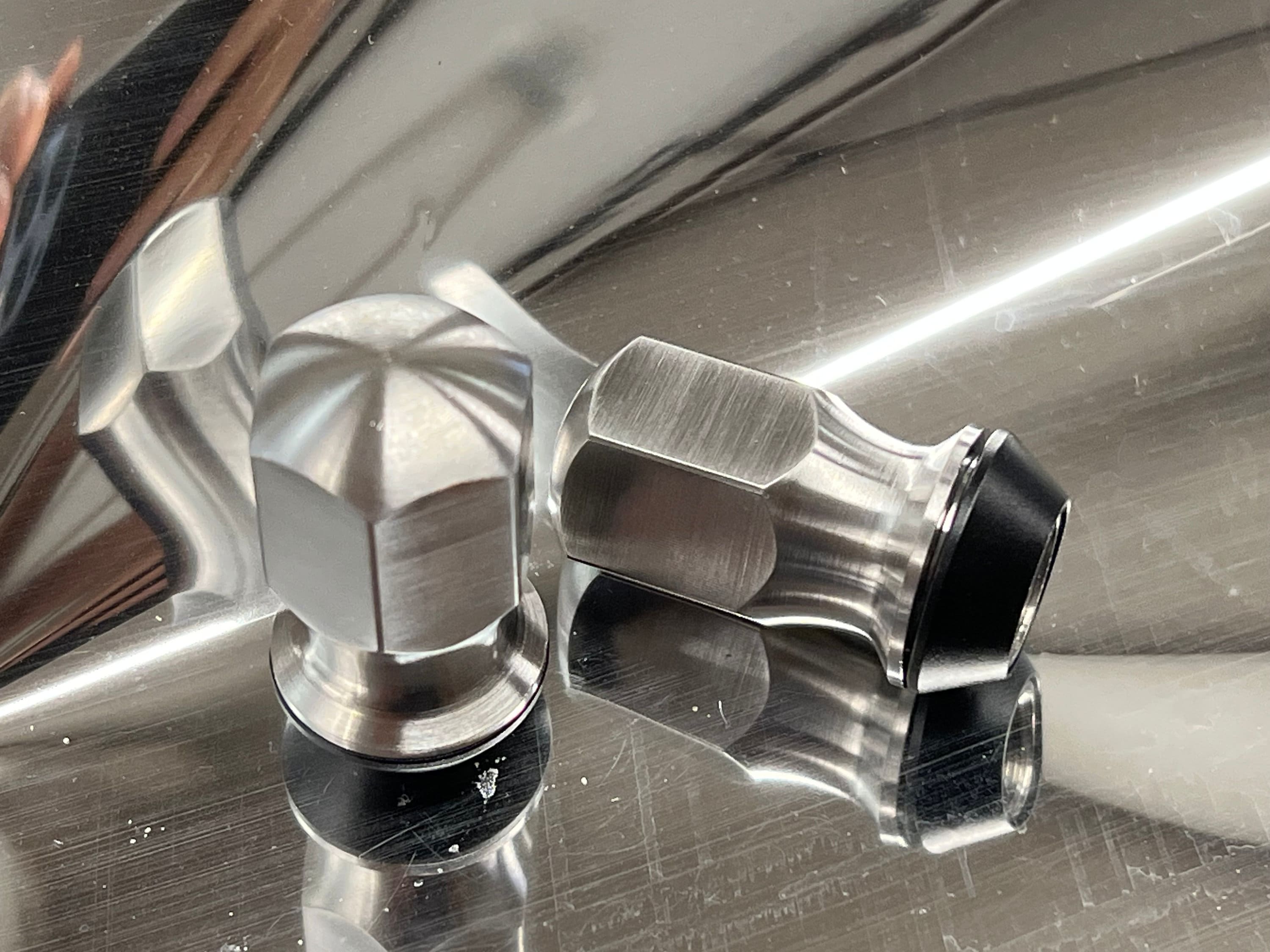 Floating Rotating 60 Degree Seat Closed End Titanium Lug Nut 12x1.5 ...