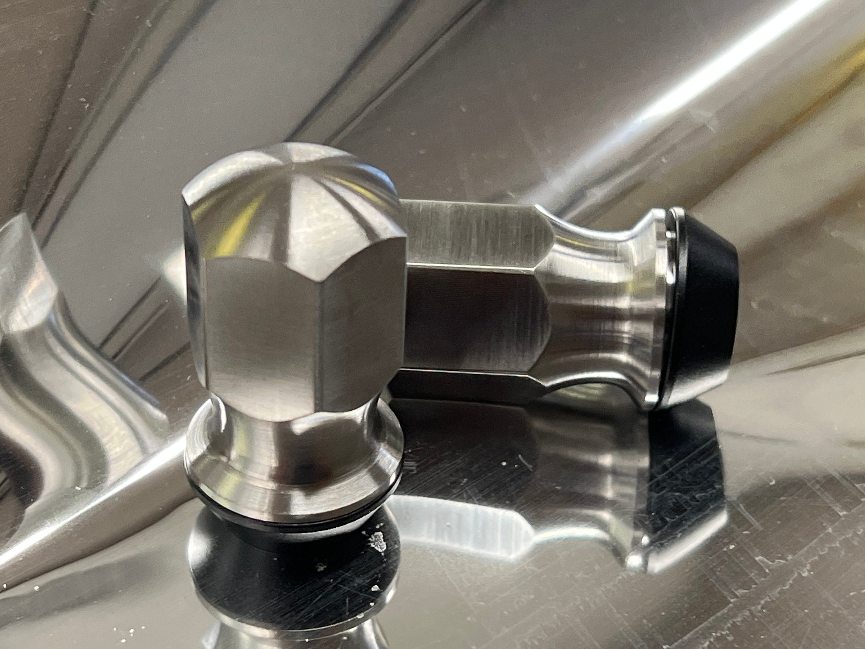 Floating Rotating 60 Degree Seat Closed End Titanium Lug Nut 12x1.5 ...