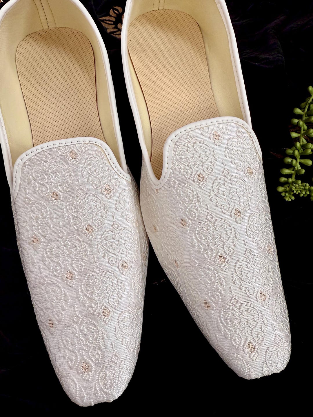 Handmade Mens Wedding Shoes in White | Mens Shoes for Kurtas ...