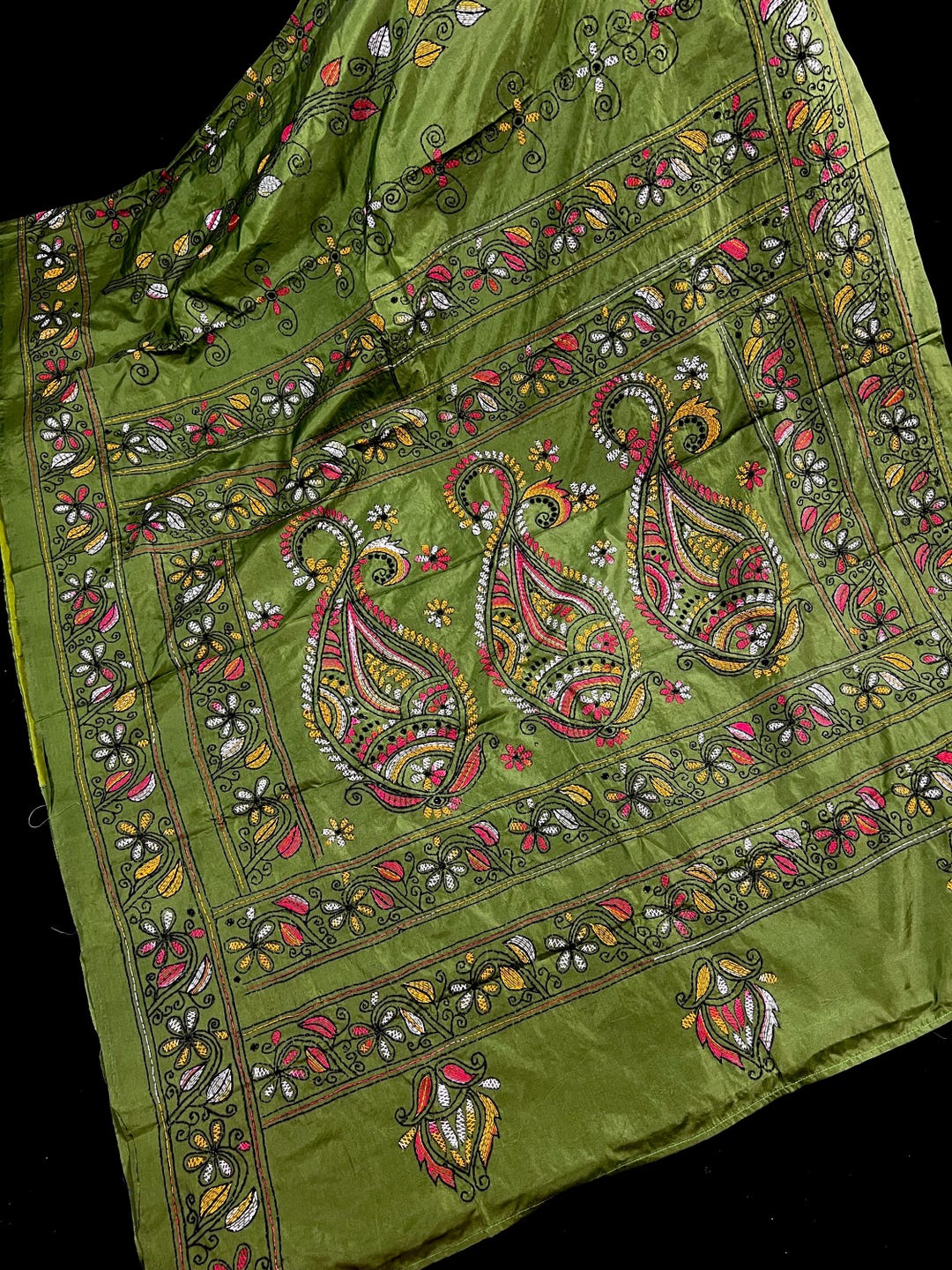 Mehndi Green Color Bangalori Silk Saree With Hand Kantha Stitch ...