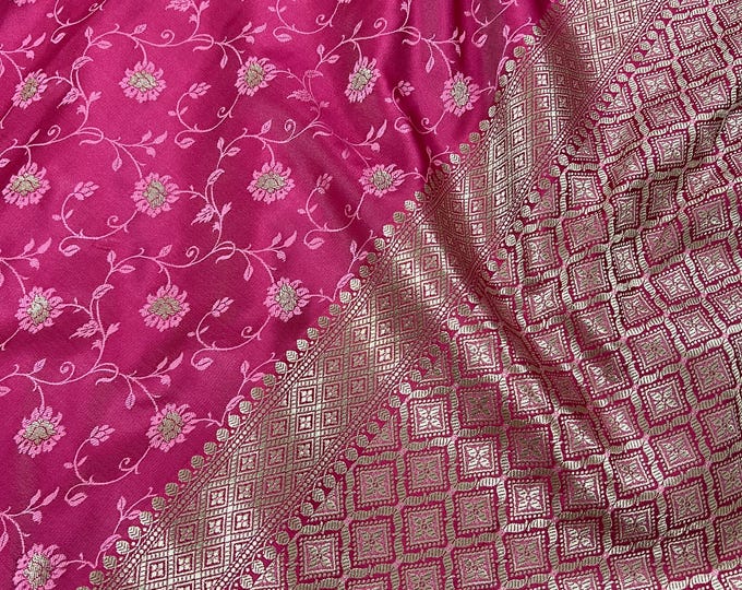 Pink Color Soft Mashru Silk Handloom Saree With Tanchoi and Muted Gold ...