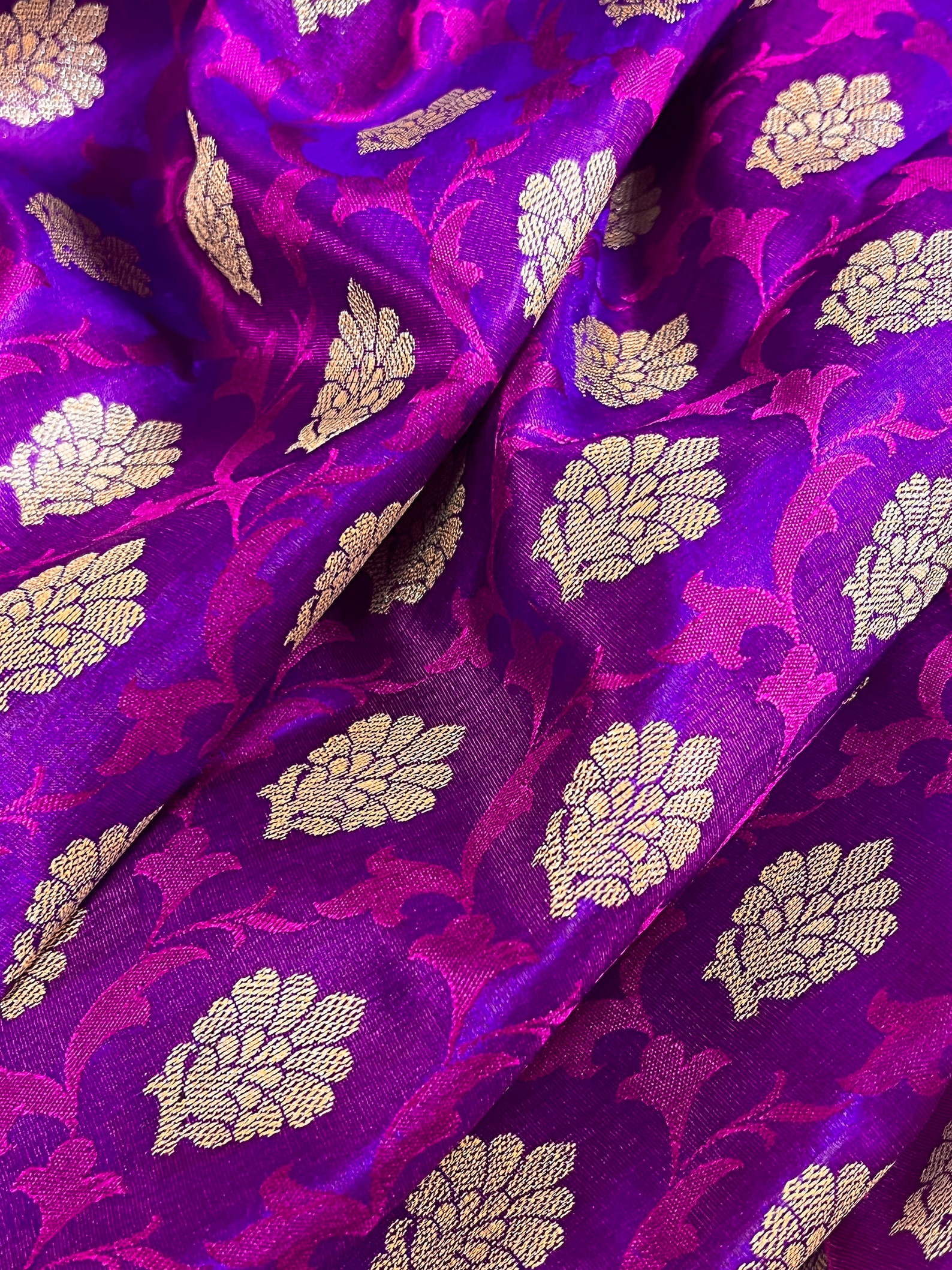 Purple With Red Borders Banarasi Tanchoi Silk Handloom Saree - Etsy