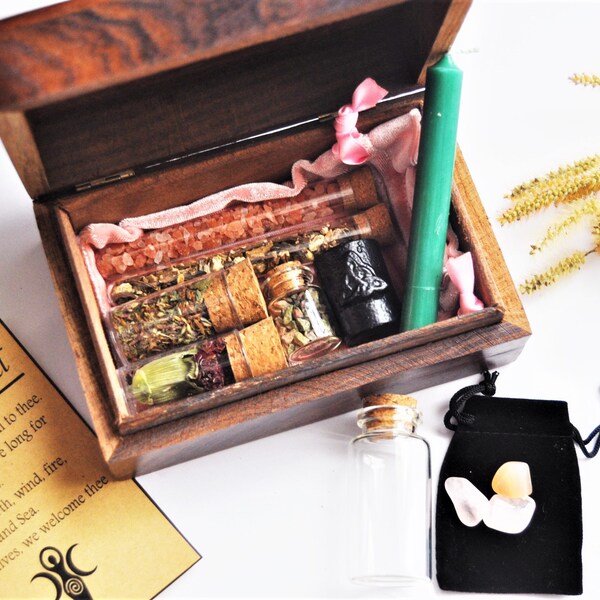 Wiccan Gifts - 60+ Gift Ideas for 2024