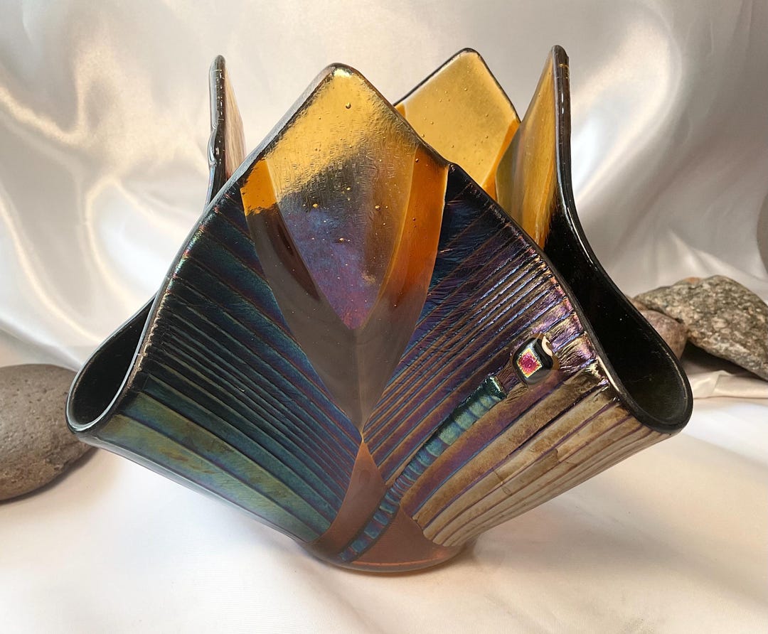 Suzanne Spalding Unique Hand Blown Hankerchief Vase, Original, Unique ...