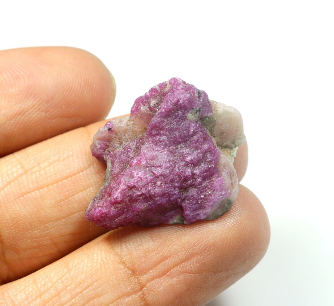 Natural Ruby Zoisite Rough Gemstone Pendant Size Ruby in Zoisite Raw ...