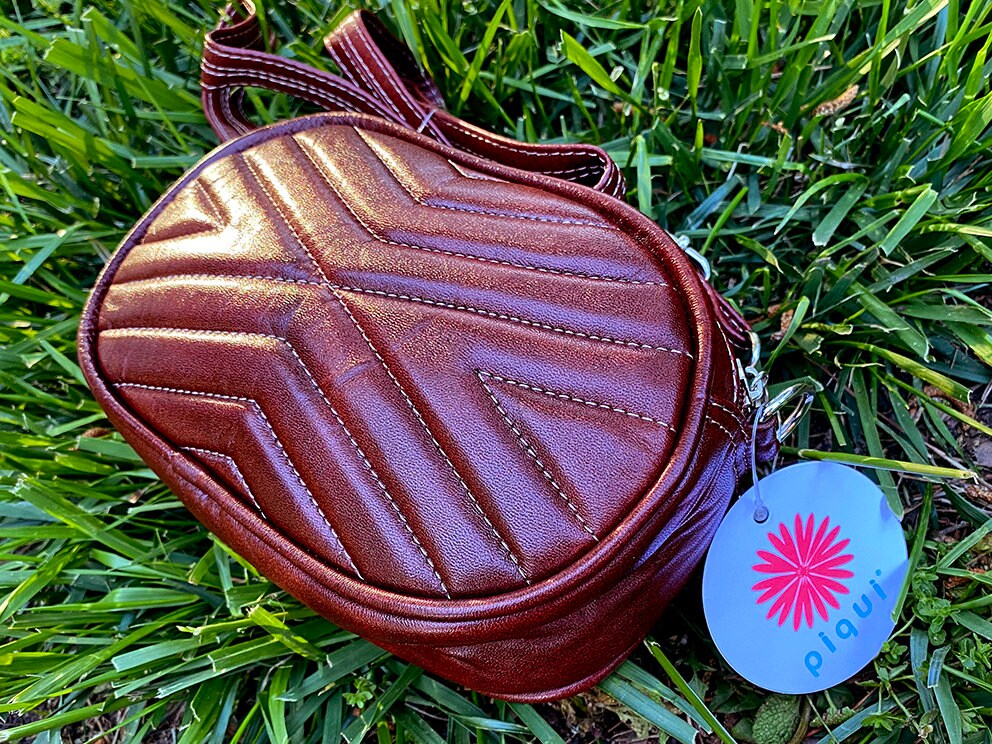 10% OFF Luvi Red Leather Crossbody & Bag Belt - Etsy.de