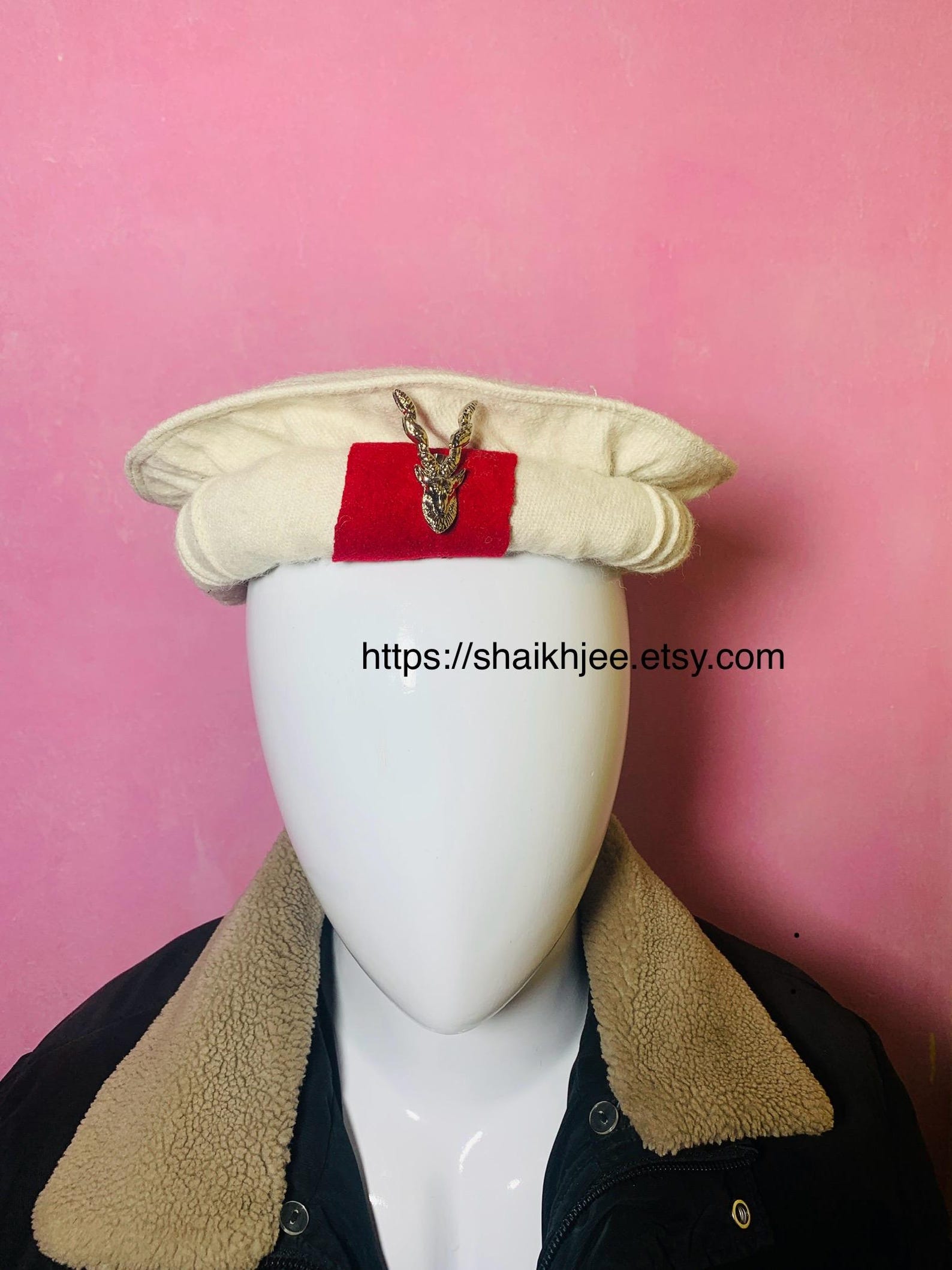 Handmade Woolen Chitrali Pakol Hat With MARKHOR Brooch-chitrali Topi ...