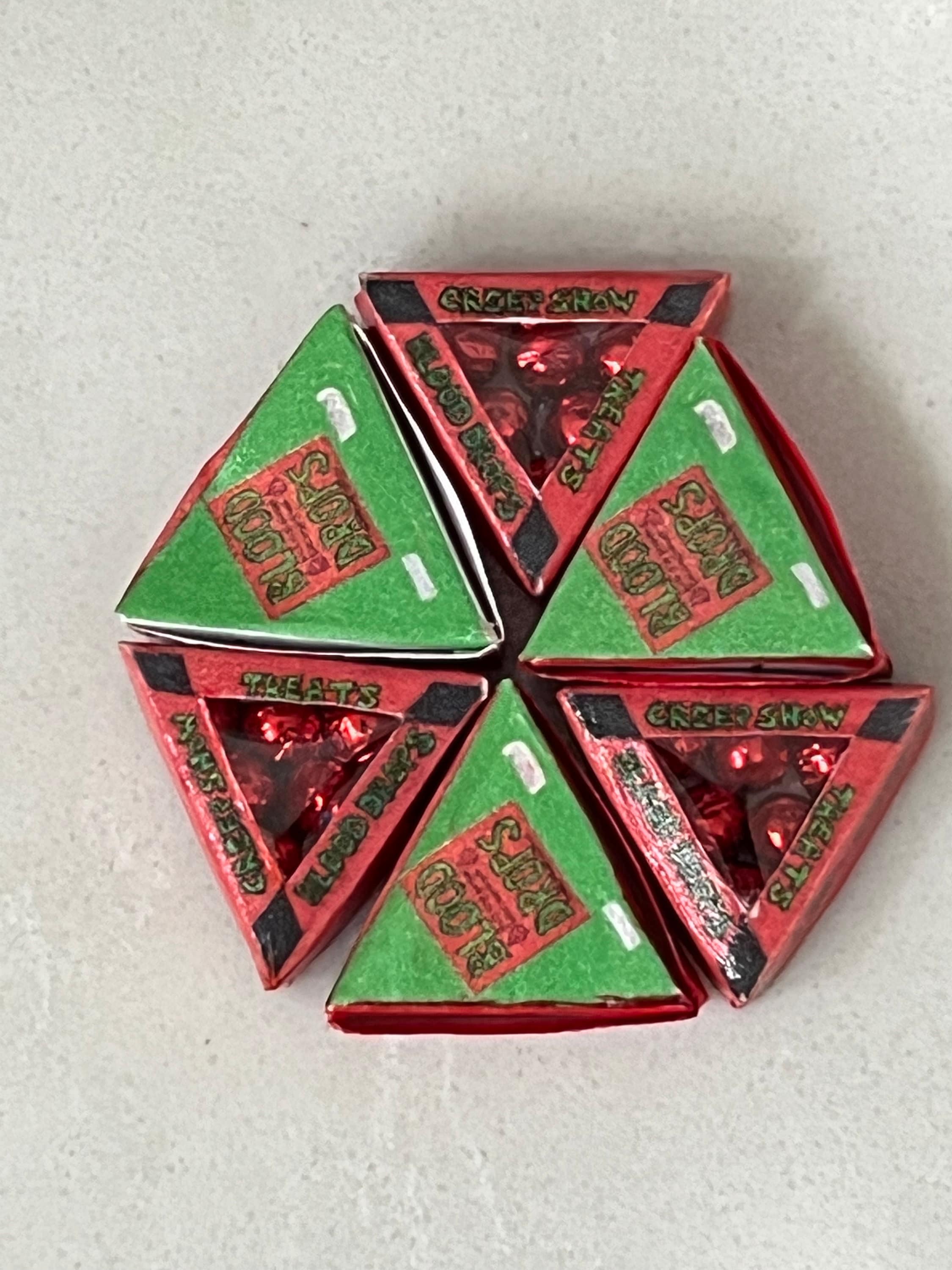 1:12 Creepshow Treats Bonbon Boxes Puke Puffs, Blood Drops Slimeballs ...