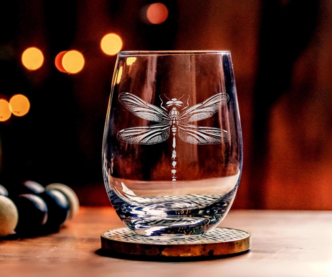 Dragonfly Glass - Unique Dragonfly Engraving - Great Gift for Nature ...