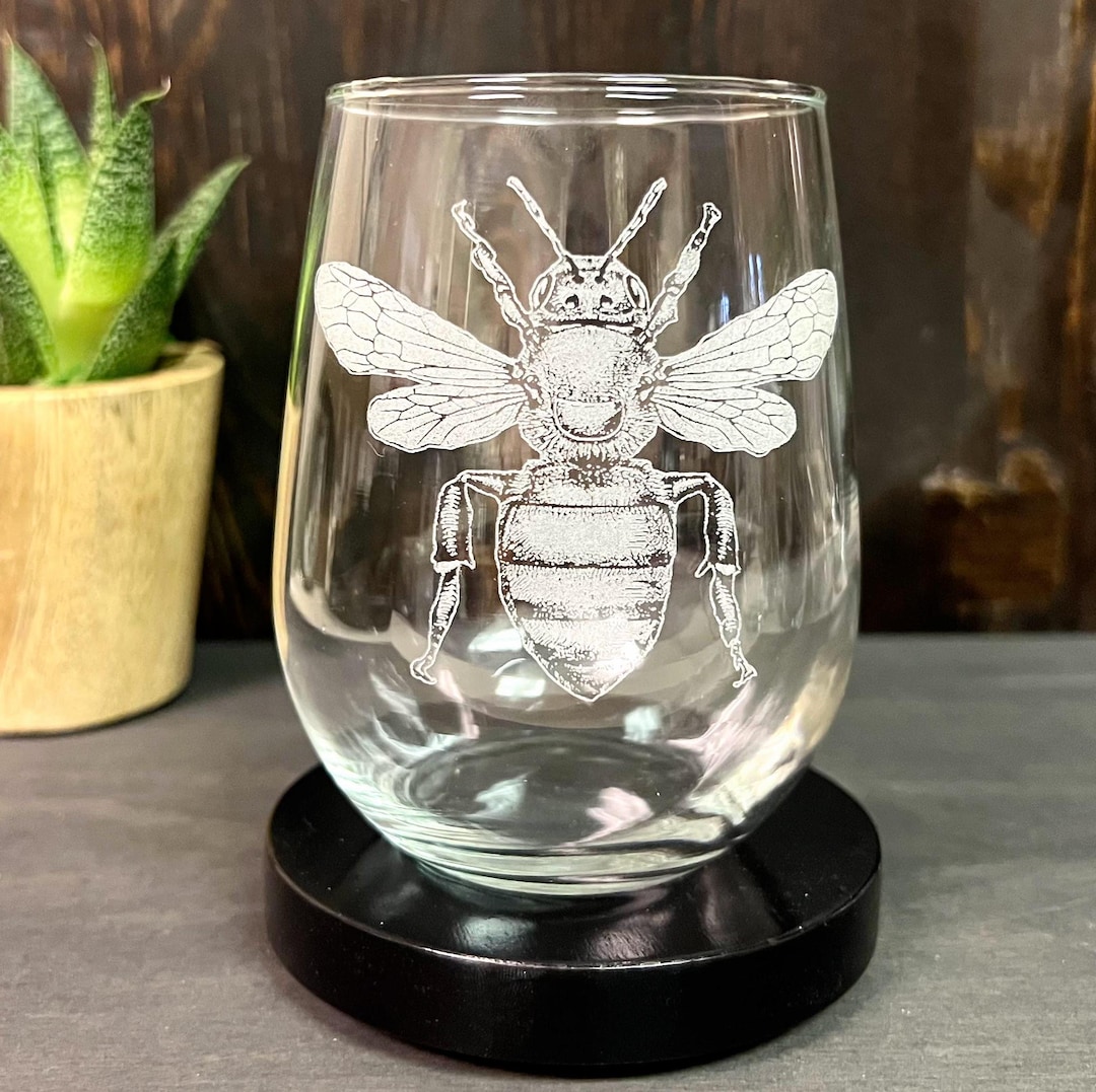 Bee Wine Glass - HAND DRAWN LASER Engraved - Bee Themed Glasses ...