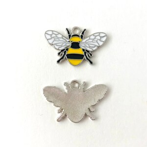 Bee Charms, Bulk Enamel Bee Pendant in Gold and Silver Tone - Etsy
