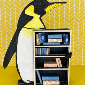 Penguin Bookshelf for Glowforge Laser, Easy Laser Files for DIY Gift ...