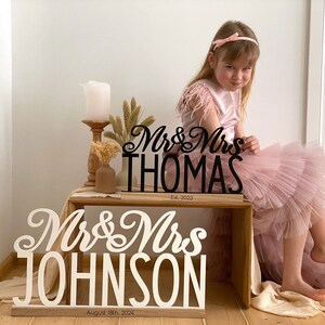 Mr and Mrs Table Sign, Freestanding Mr and Mrs Sign, Freestanding Last ...