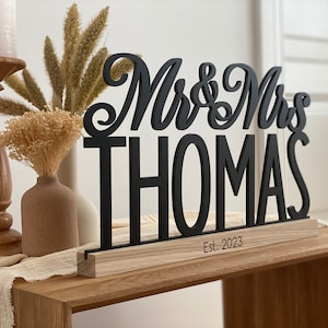 Mr and Mrs Table Sign, Freestanding Mr and Mrs Sign, Freestanding Last ...