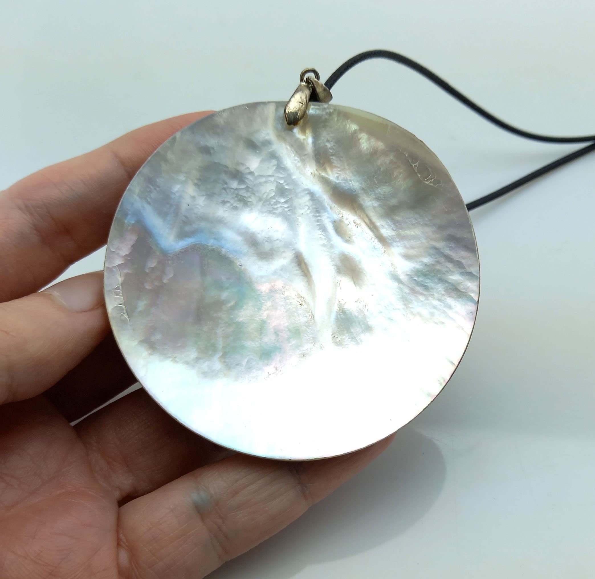 Cat Mother of Pearl Necklace, Hand-painted 3D Necklace Pendant ...