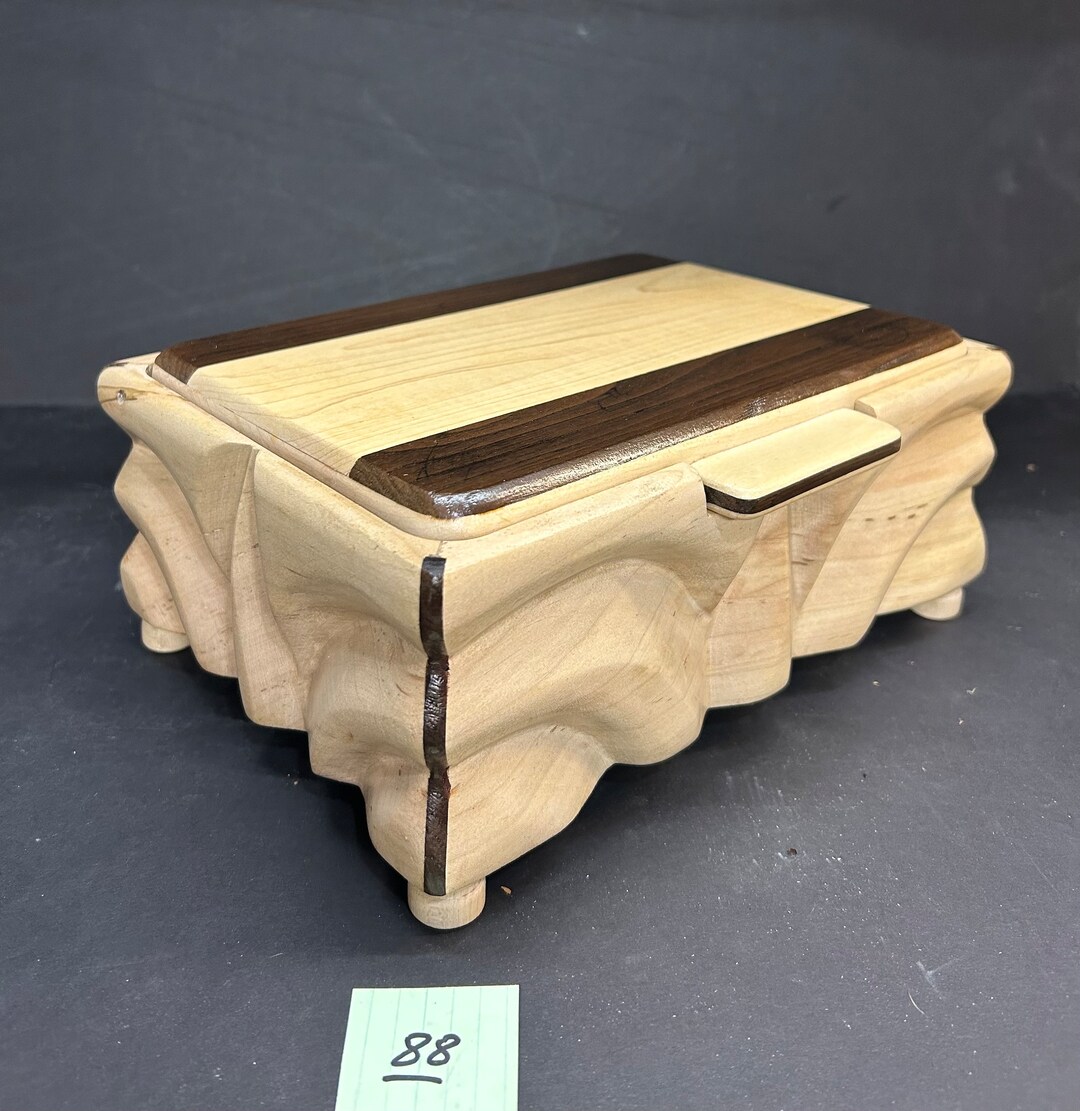 Maple Walnut Walnut Inlays Jewelry Box - Etsy