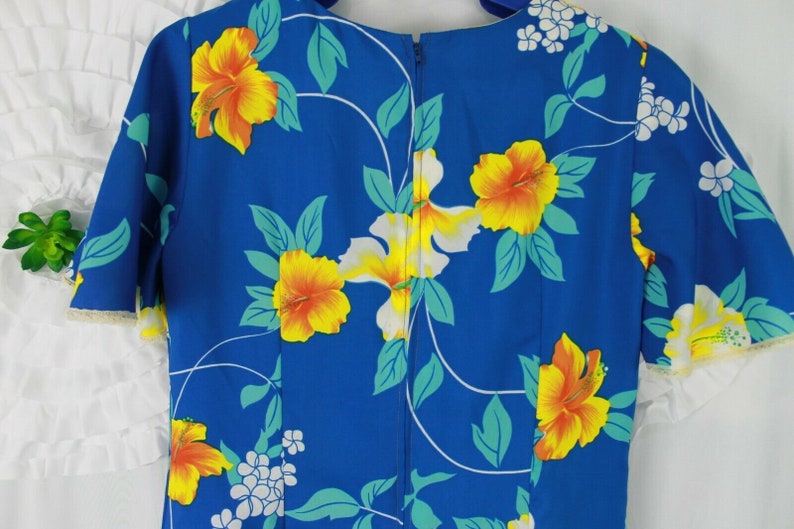 Vintage Made in Hawaii Blue Floral Hibiscus Mumu Dress Flutter Sleeve ...