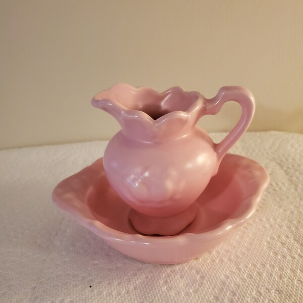 Pitcher Basin - Etsy