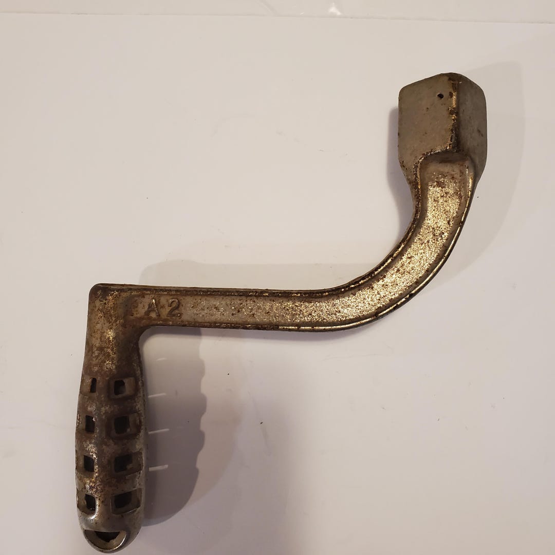 Vintage Cast Iron Stove Handle - A2 Marked Shaker Crank Rustic ...