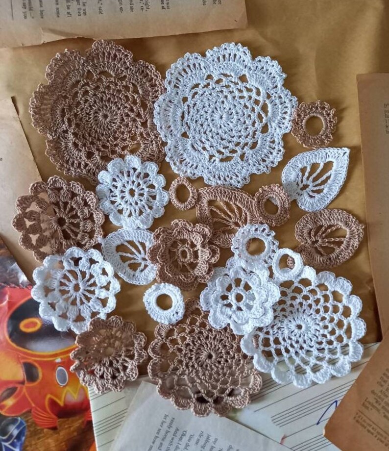 20 Crocheted Motifs .crochet Miniature White,beige Flowers& Leaves ...