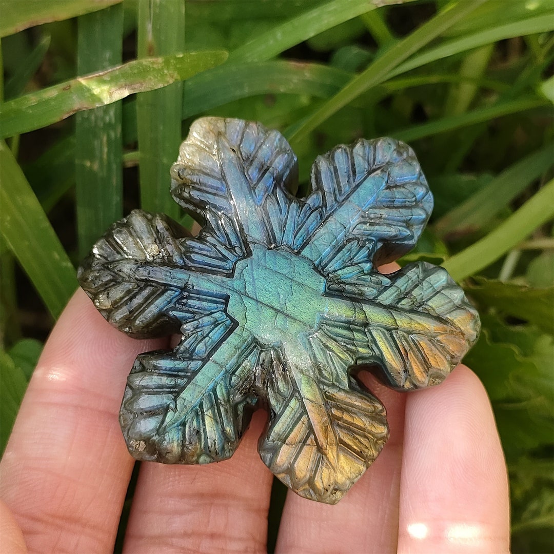1.5 Natural Labradorite Snowflake,quartz Crystal Snowflake,gem,crystal ...