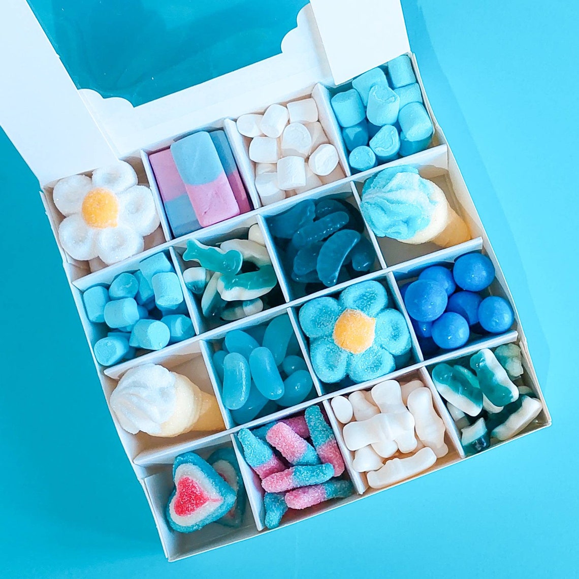 Caja dulce azul Chocolate y dulces Mezcla Pic N | Etsy