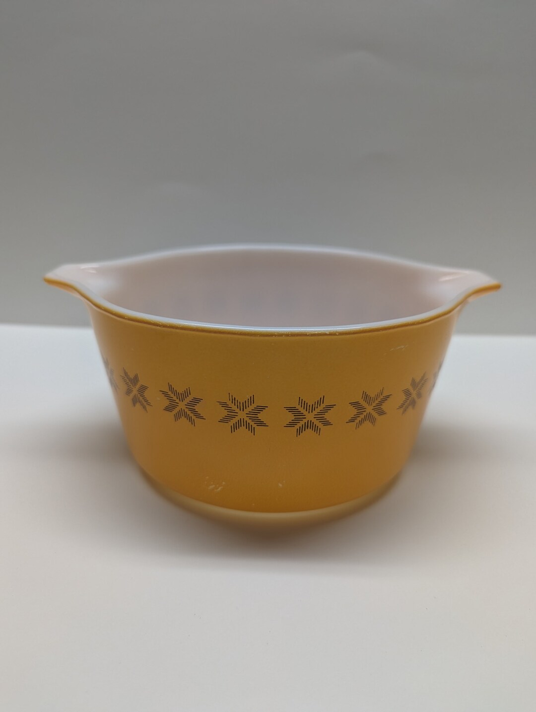 Pyrex 473 1 Quart Cinderella Round Casserole, Town and Country Pattern ...