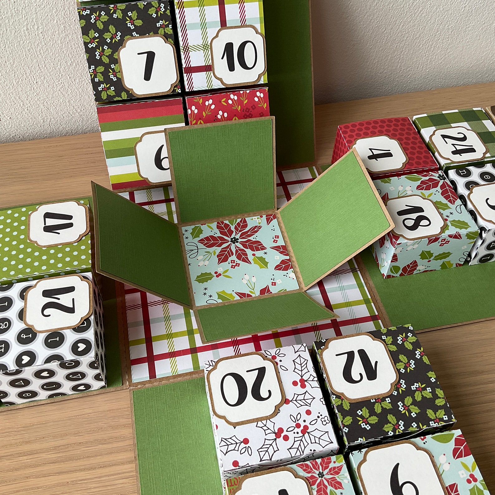 Exploding Box Advent Calendar Digital Cutting File - Etsy