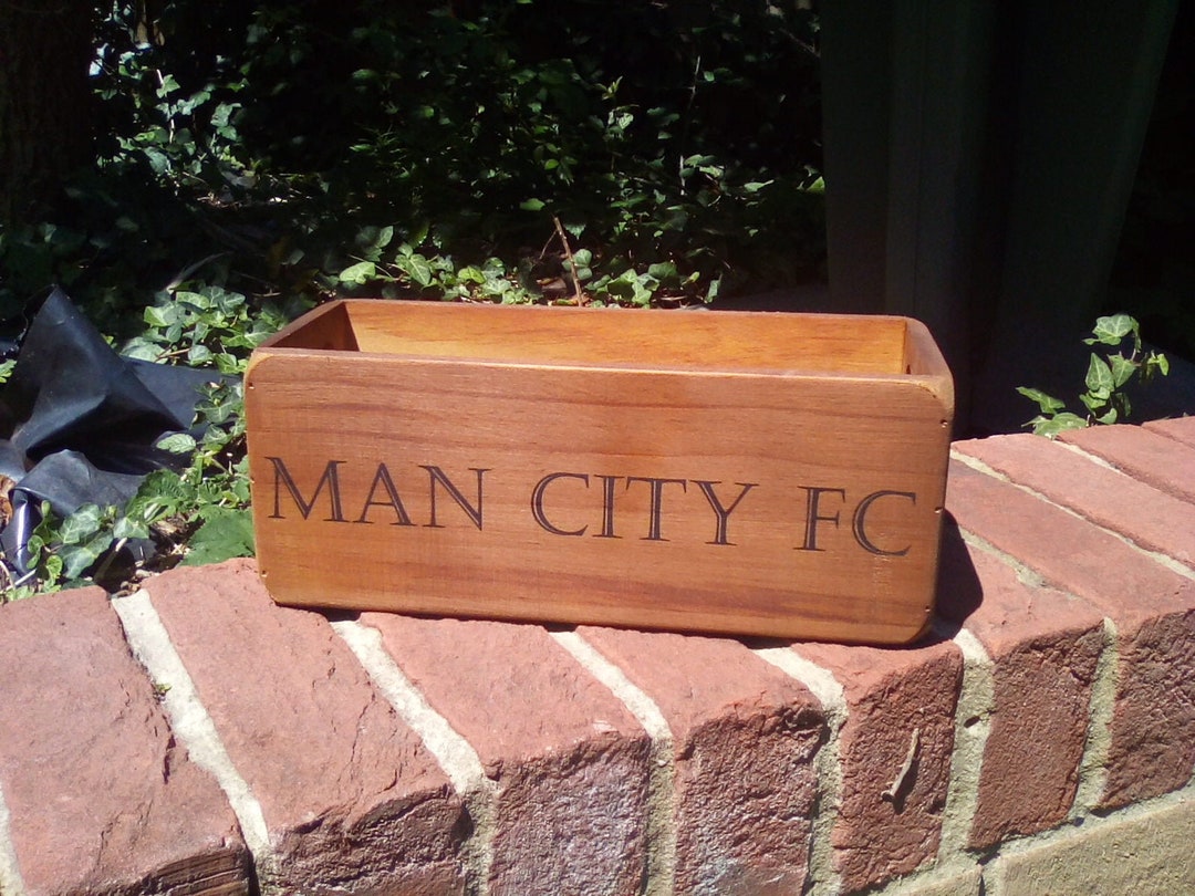 Rustic Wooden man City Storage Box Crate in Medium Oak Finish. A Lovely ...