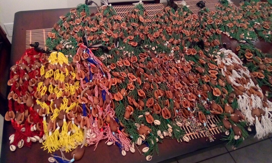 Ese Agutan ,opuele IFA .available in Different Colors. - Etsy