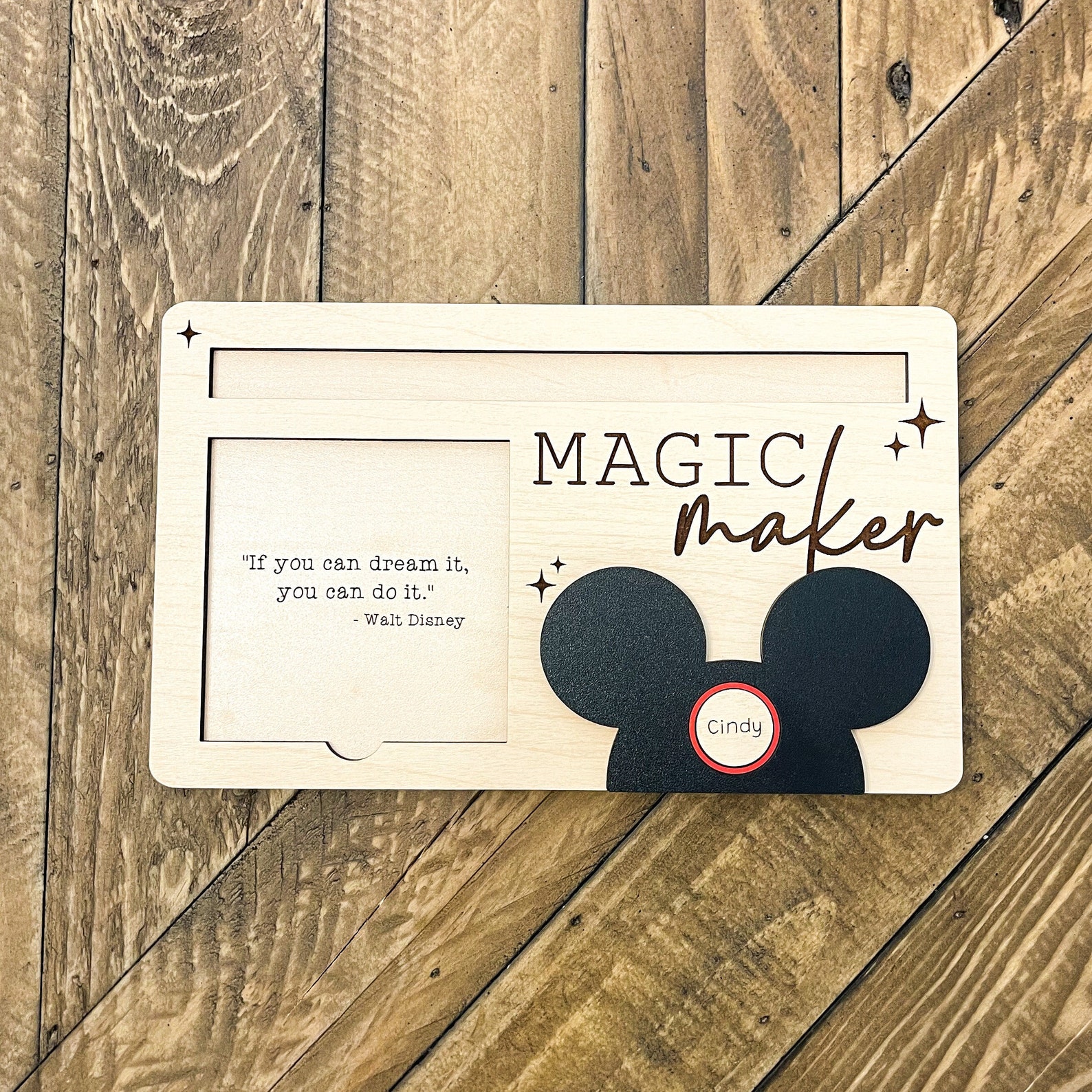 Magic Maker Disney Inspired Sticky Note & Pen Holder // Disney Teacher ...