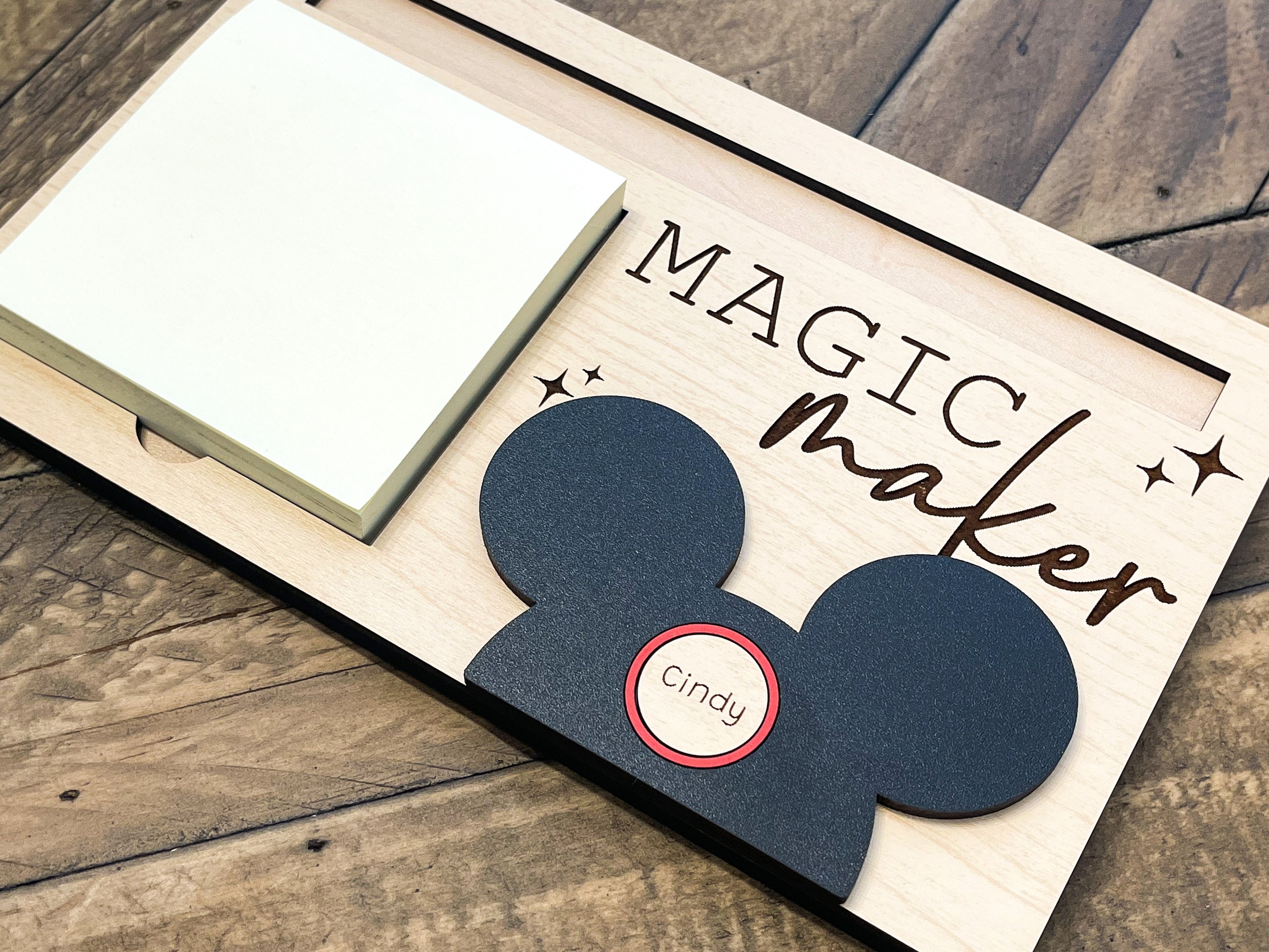 Magic Maker Disney Inspired Sticky Note & Pen Holder // Disney Teacher ...