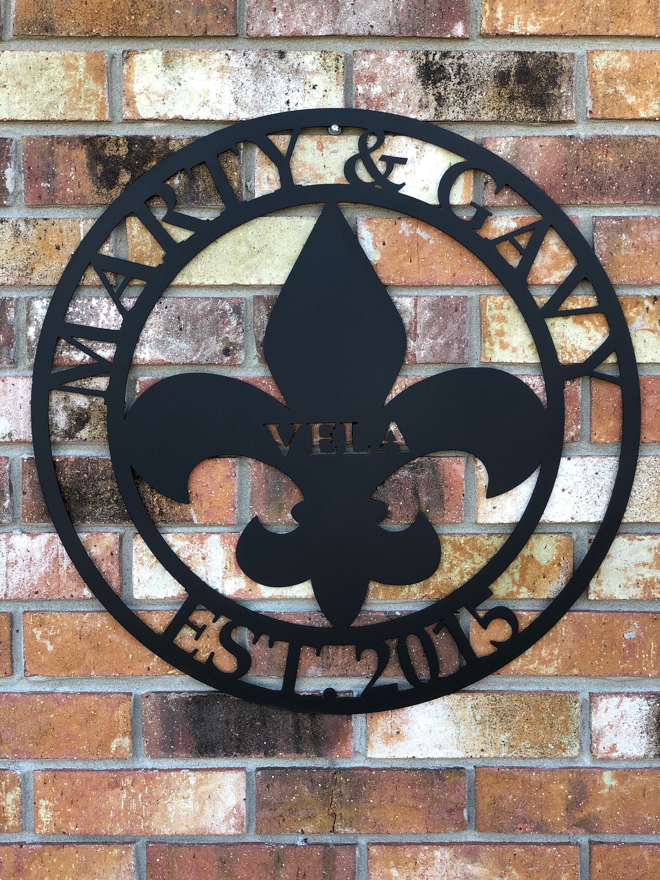 Fleur-de-lis Monogram Metal Sign, Personalized Family Name Door Decor ...