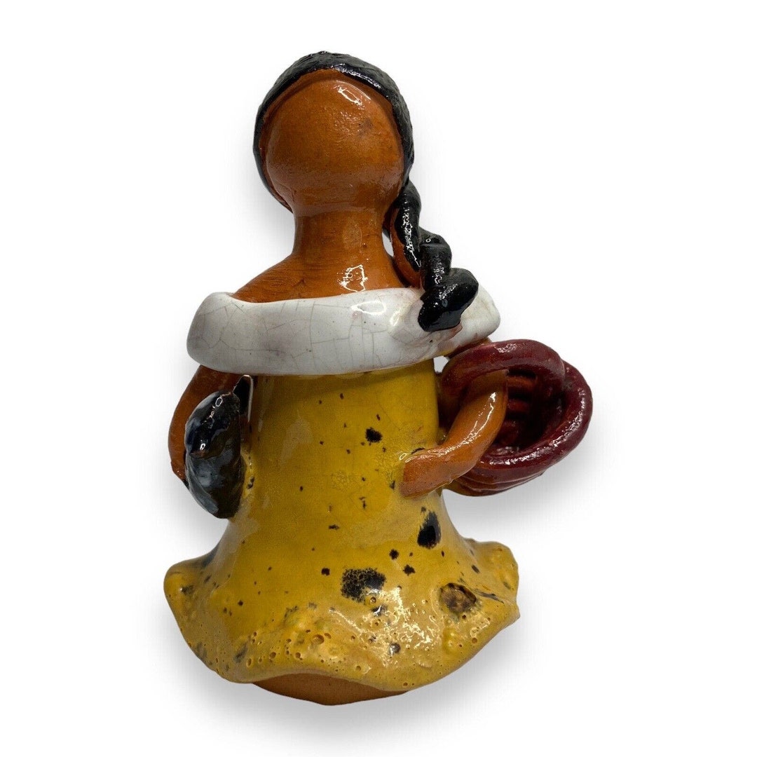 VTG Faceless Dominican Woman Figurine Small 3.5” Red Clay Basket Braid ...