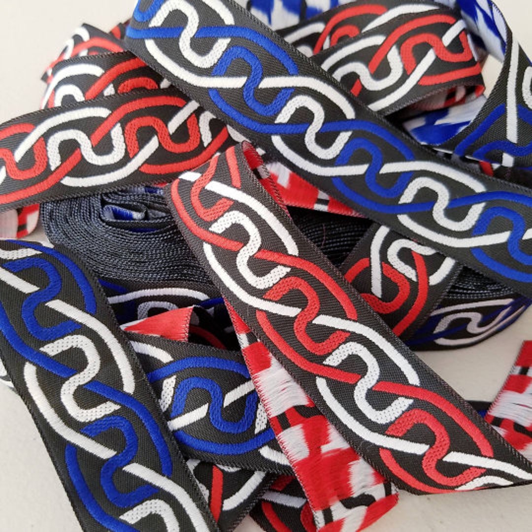 Celtic Winding Knot Fabric Trim, 1 Inch Wide, Sold by the Yard. - Etsy