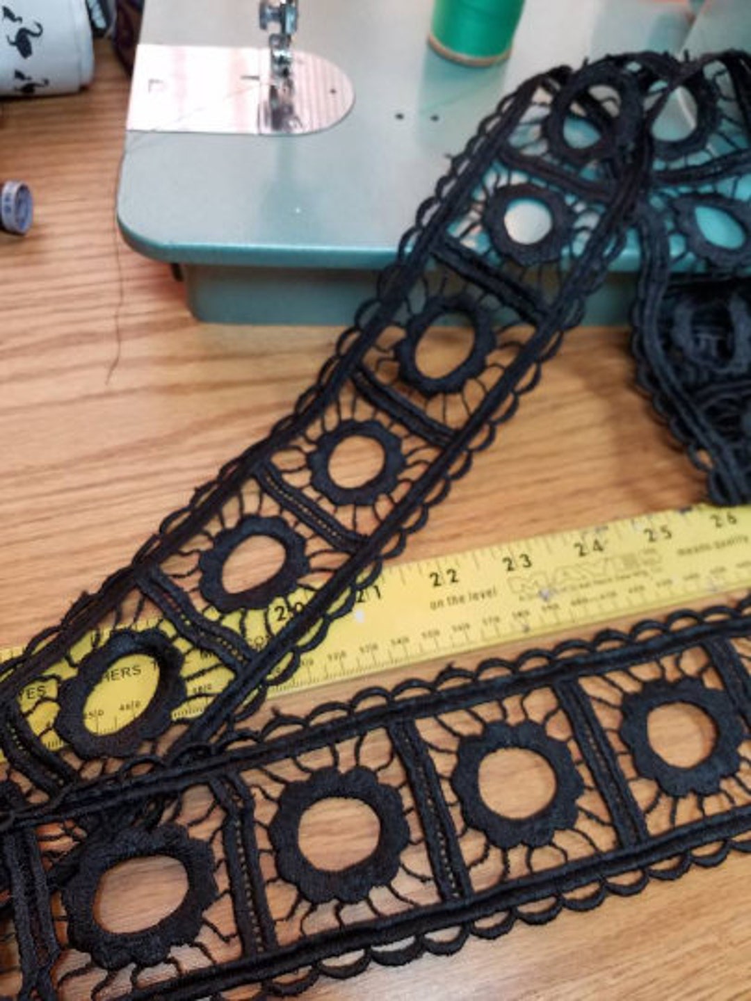 Large Box Lace, 2 1/2 Inches Wide, Venise Lace Black, Sold by the Yard ...