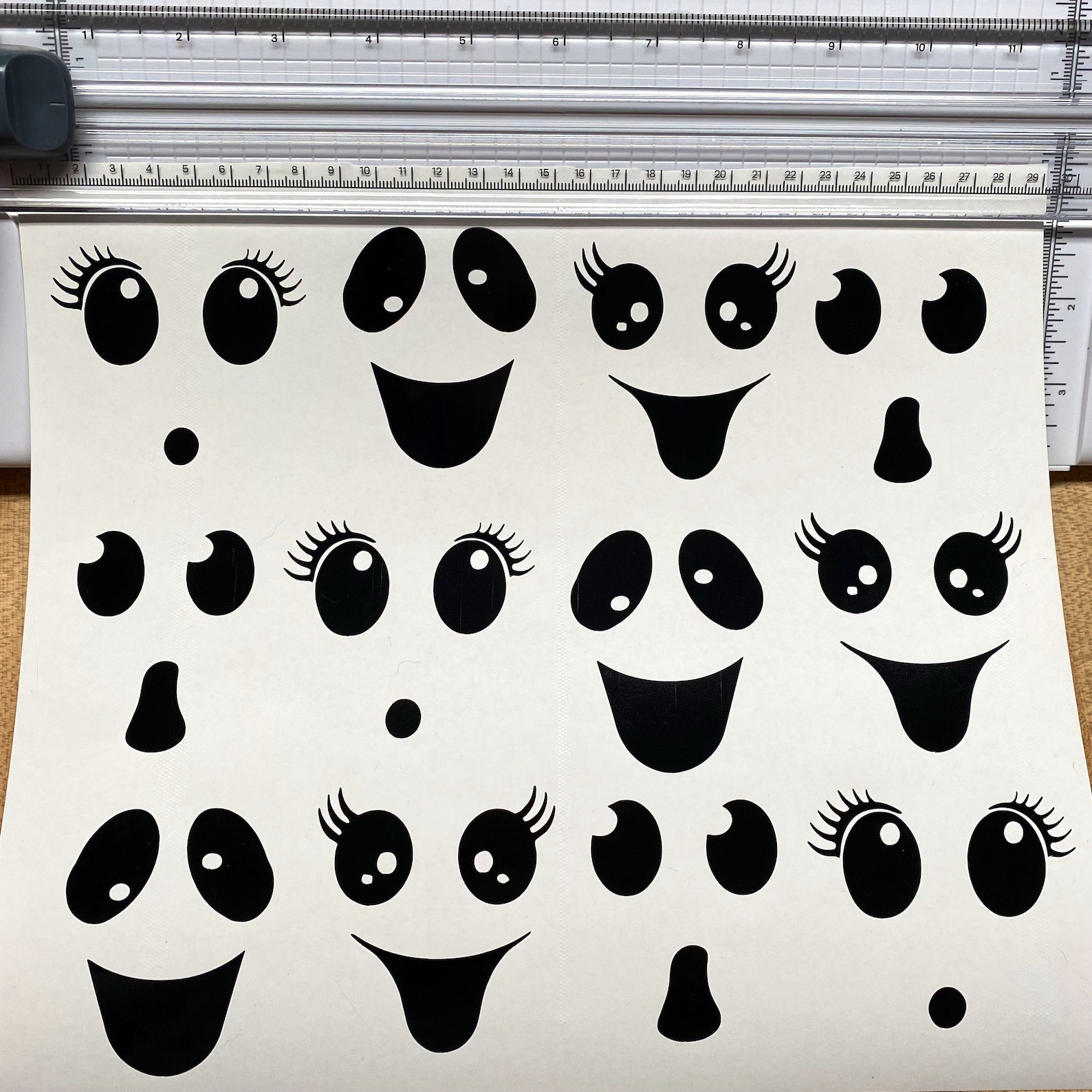 12 Cute Ghost Face Vinyl Decal Stickers - Etsy