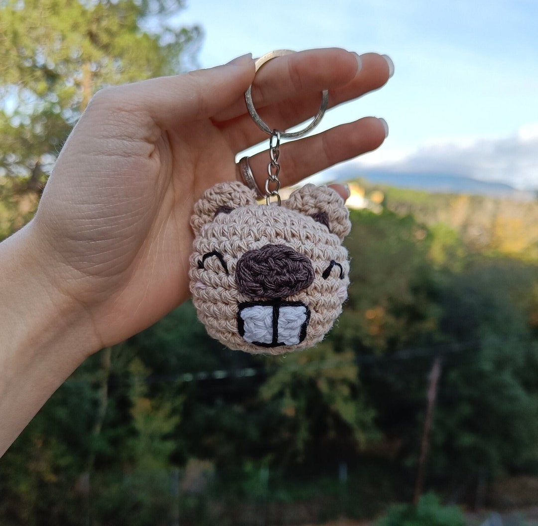 Crochet Beaver Keychain Pattern, Cute Bag Decor, Amigurumi Beaver Charm ...