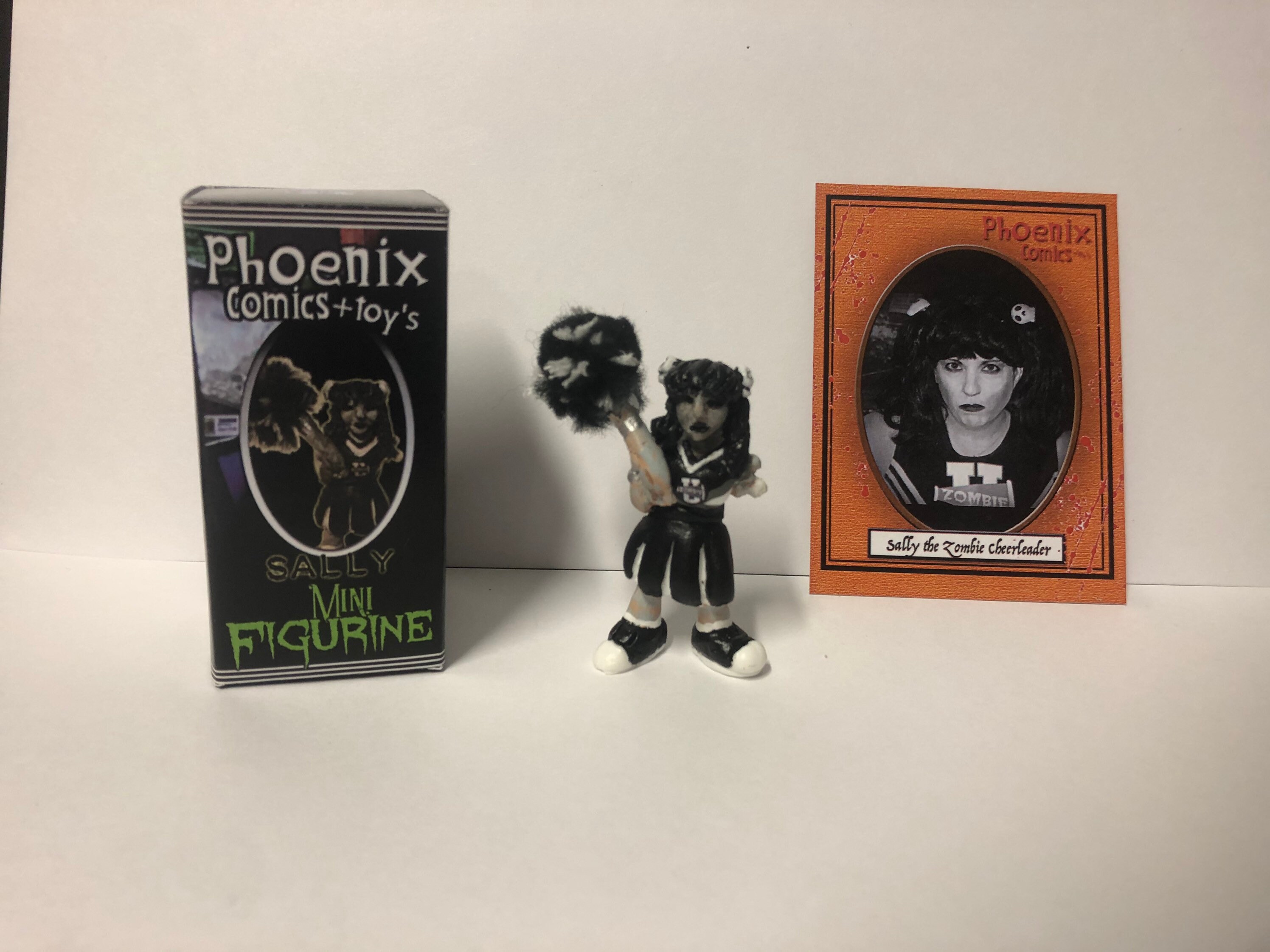 Sally the Zombie Cheerleader Mini Figurine by Phoenixcomicstoys - Etsy