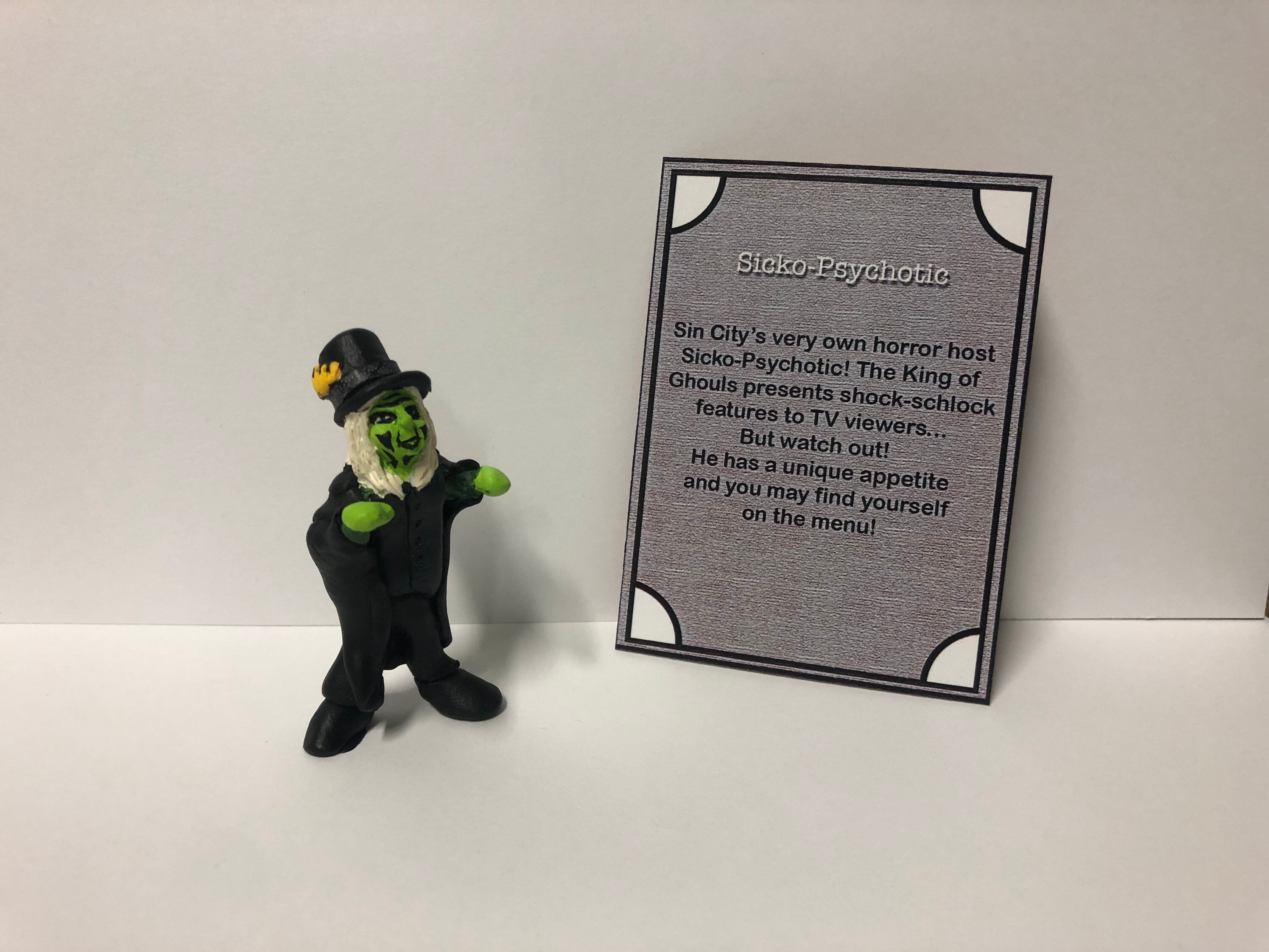 Sicko-psychotic Mini Figurine by Phoenixcomicstoys - Etsy