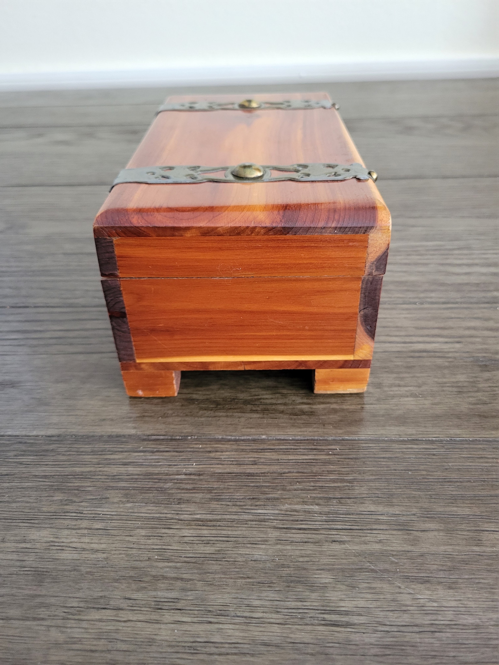 Vintage Cedar Jewelry Box - Etsy