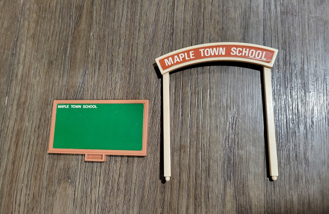 Vintage Maple Town Sign and Chalkboard - Etsy