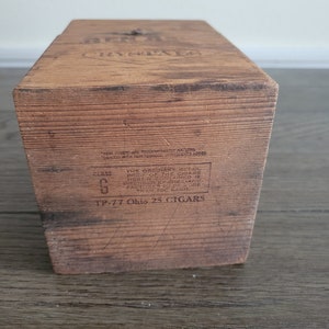 Vintage Ben Bey Crystals Cigar Box - Etsy