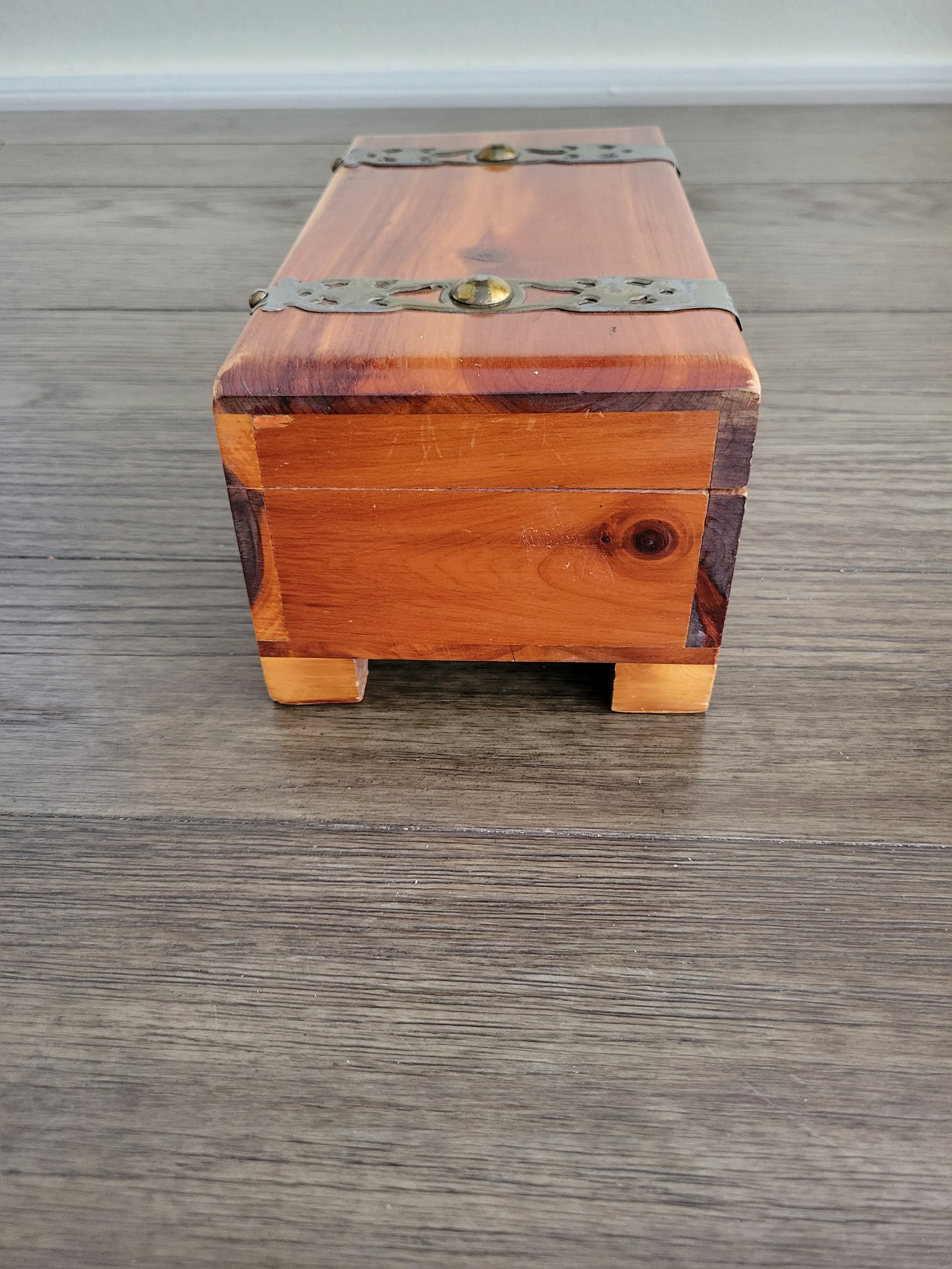 Vintage Cedar Jewelry Box - Etsy